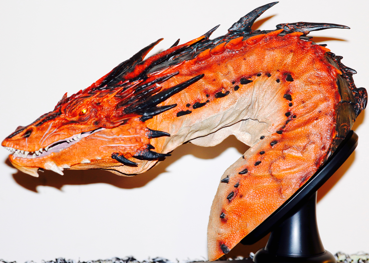 Weta's Smaug the Terrible Bust - Benjamin Sumner's Website