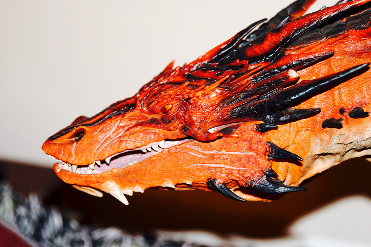 Weta's Smaug the Terrible Bust - Benjamin Sumner's Website